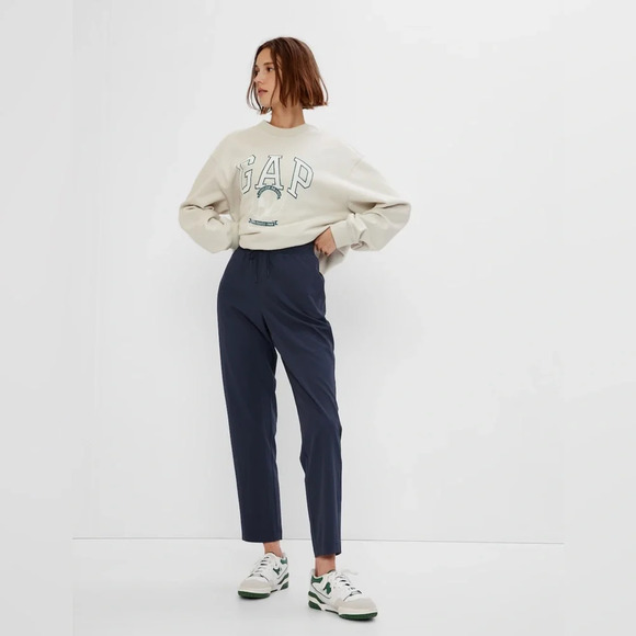 GAP | Pants & Jumpsuits | Gapfit High Rise Runaround Pants Black Size S ...